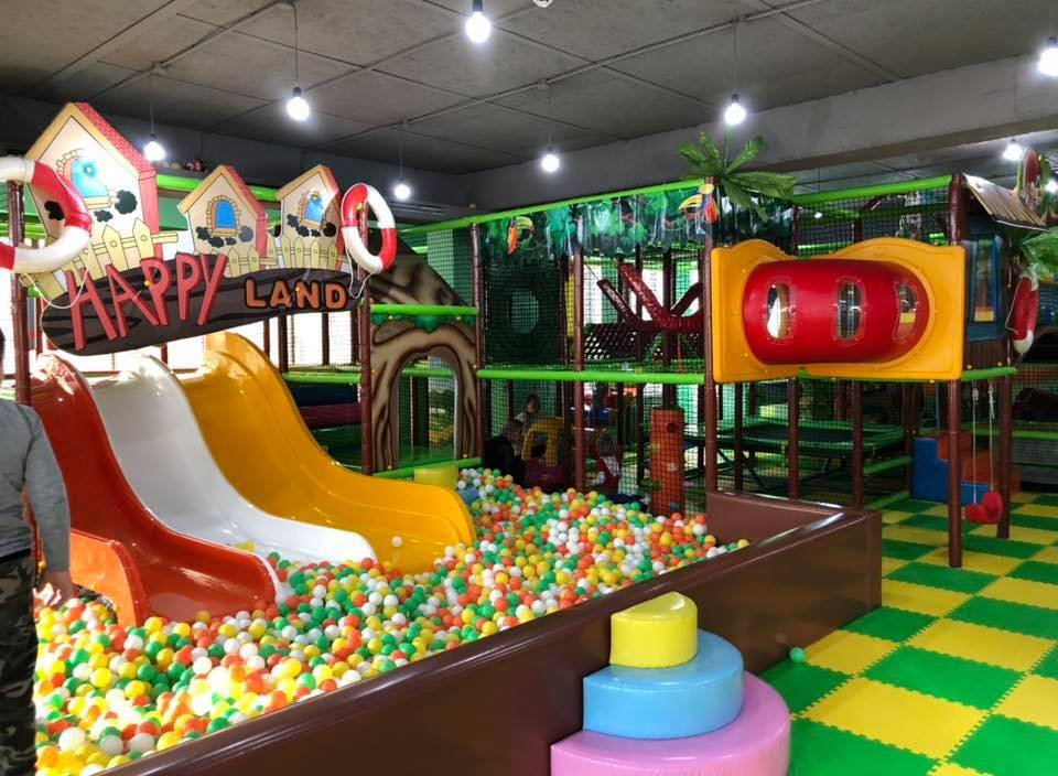 65 lei pentru 1 oră de Distracție la terenul de joacă de la Happy Land